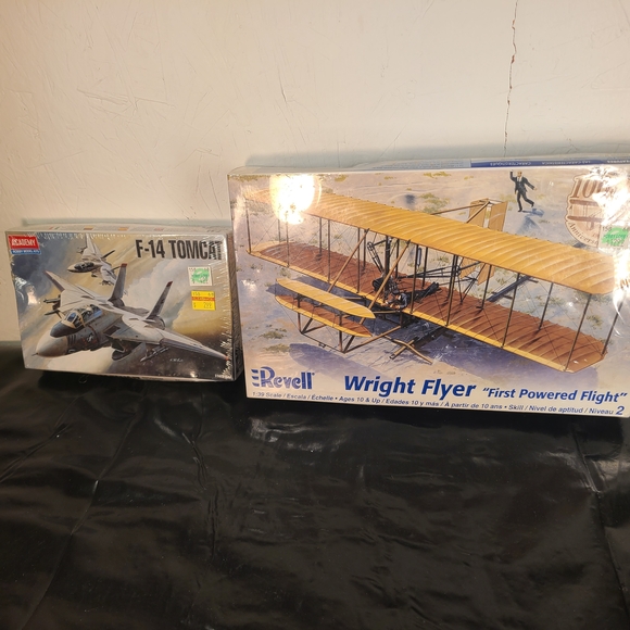 Games | Revell Wright Flyer 139 Academy F14 Tomcat 144 Model Kits ...
